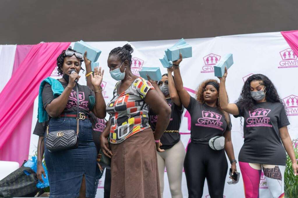 Disorderly crowd puts damper on Spice's back-to-school event - Jamaica ...