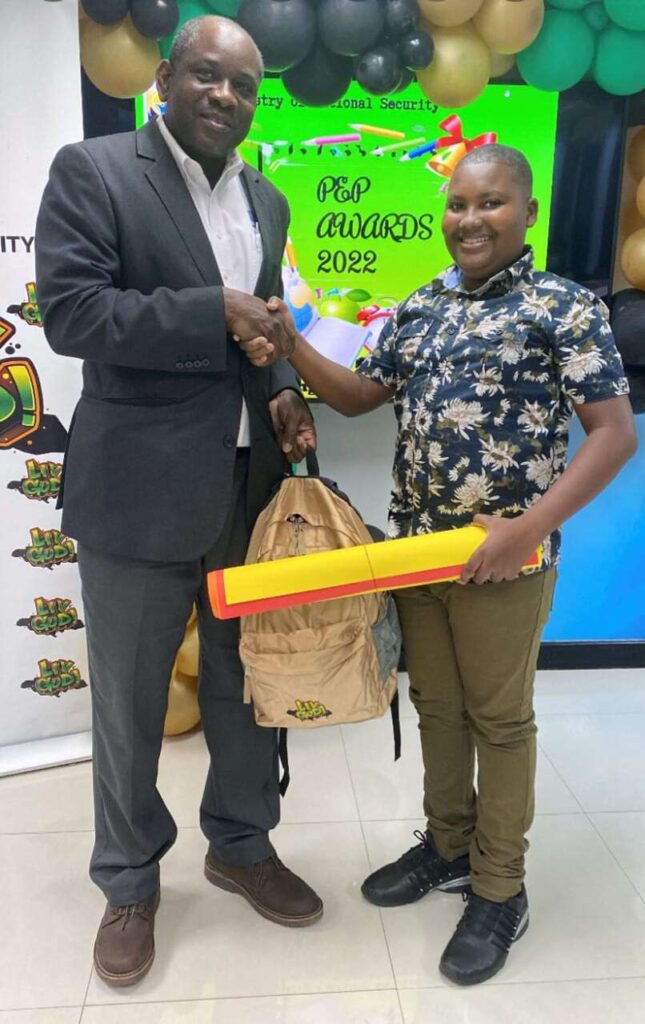 National Security Ministry rewards PEP students - Jamaica Observer