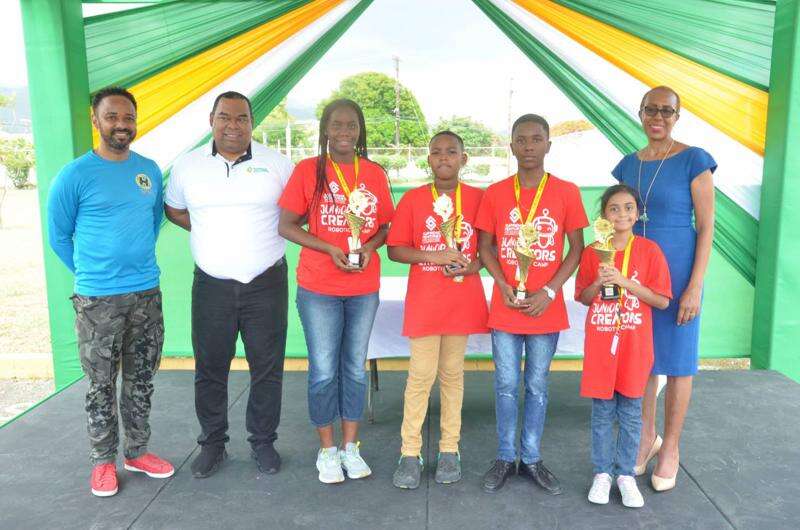 Supreme Ventures Foundation awards scholarships to Junior Creators ...