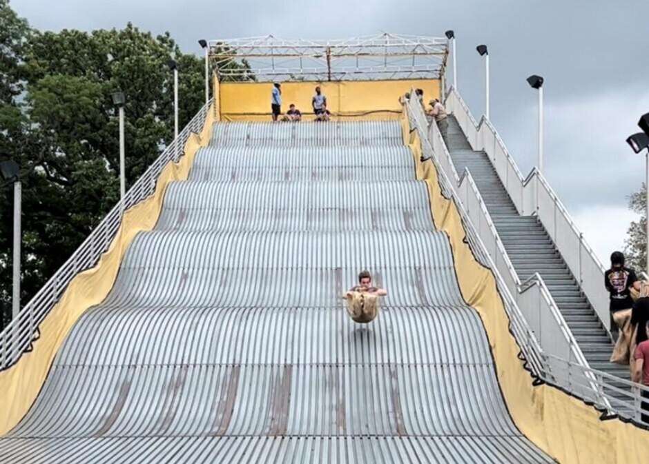 Detroit giant slide reopens to brave and curious - Jamaica Observer