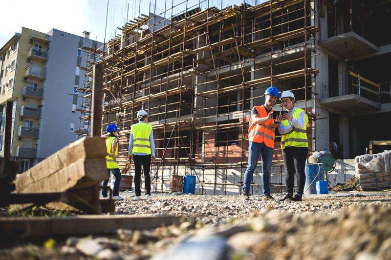 Building construction lawlessness — inefficiency, incompetence or ...