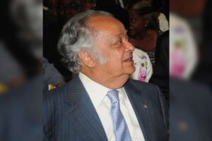 Sir Shridath remembers Queen for 'unqualified sense of duty' - Jamaica ...