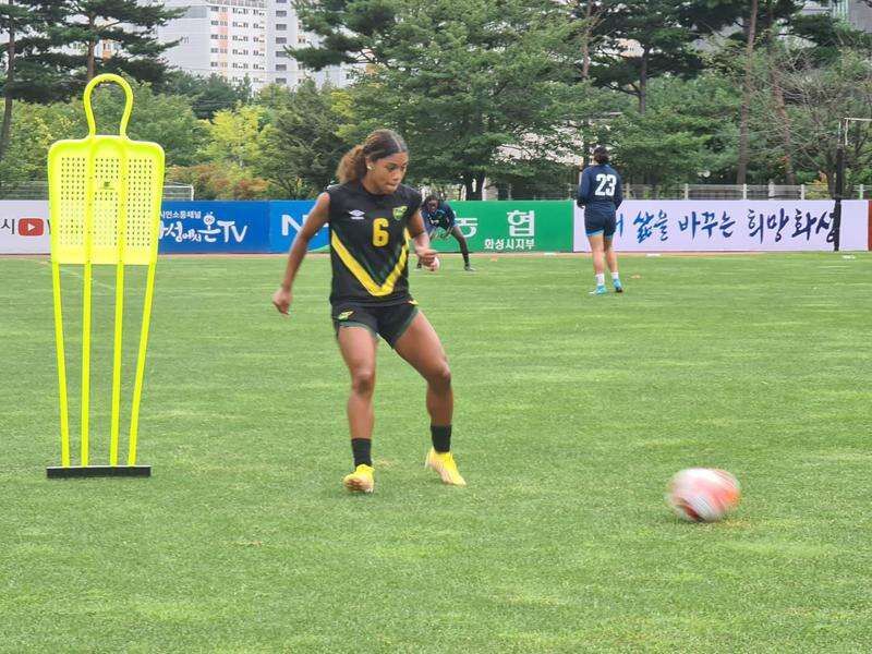 Brooks, Simmonds bask in senior team call-up - Jamaica Observer