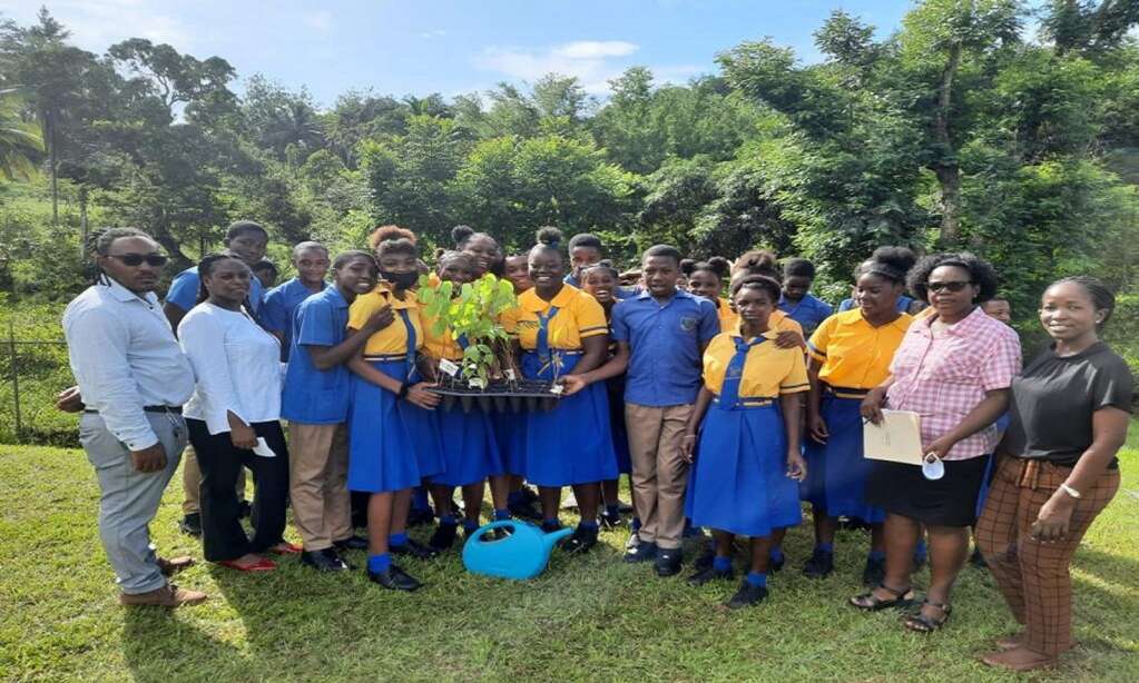 Aberdeen High School participates in national tree planting initiative ...