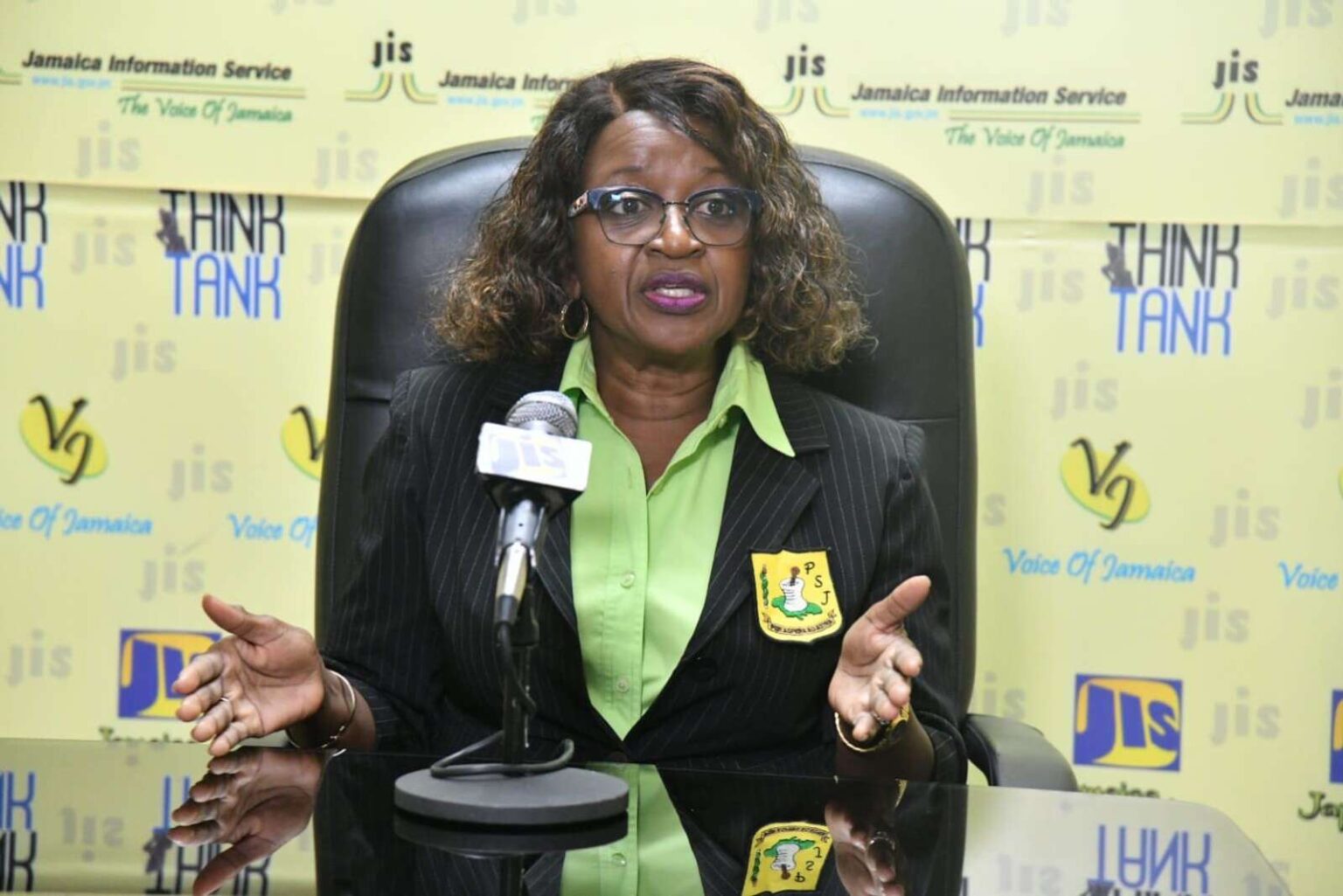 Jamaicans urged not to buy prescription drugs from non-registered ...