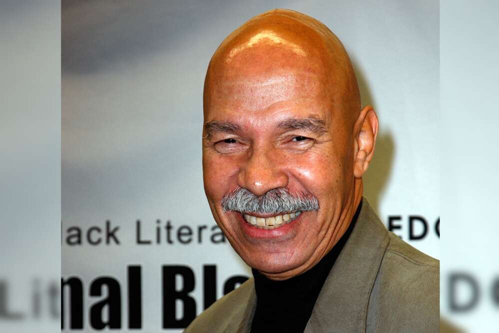 Mr Randall Robinson, towering anti-apartheid figure, would have died ...