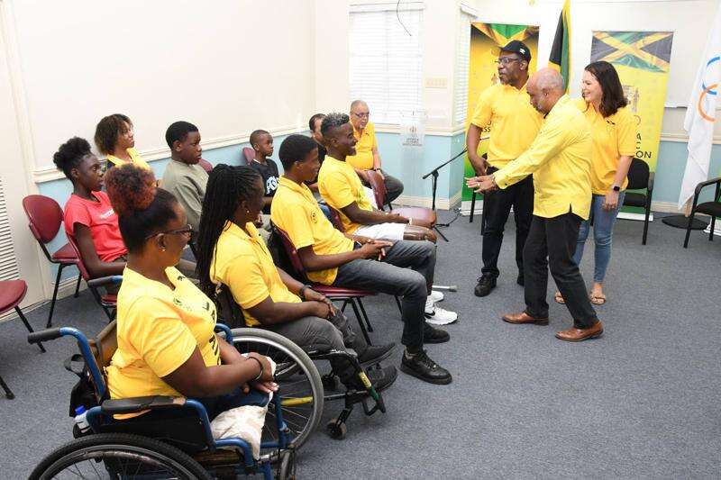 'PARA-LYMING' - Jamaica Observer
