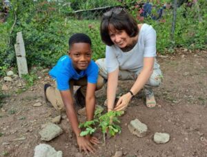 UNICEF advocates plant and distribute 200 trees to mark Earth Day ...