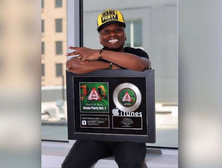 Skerrit Bwoy receives iTunes plaque for chart-topping album - Jamaica Observer