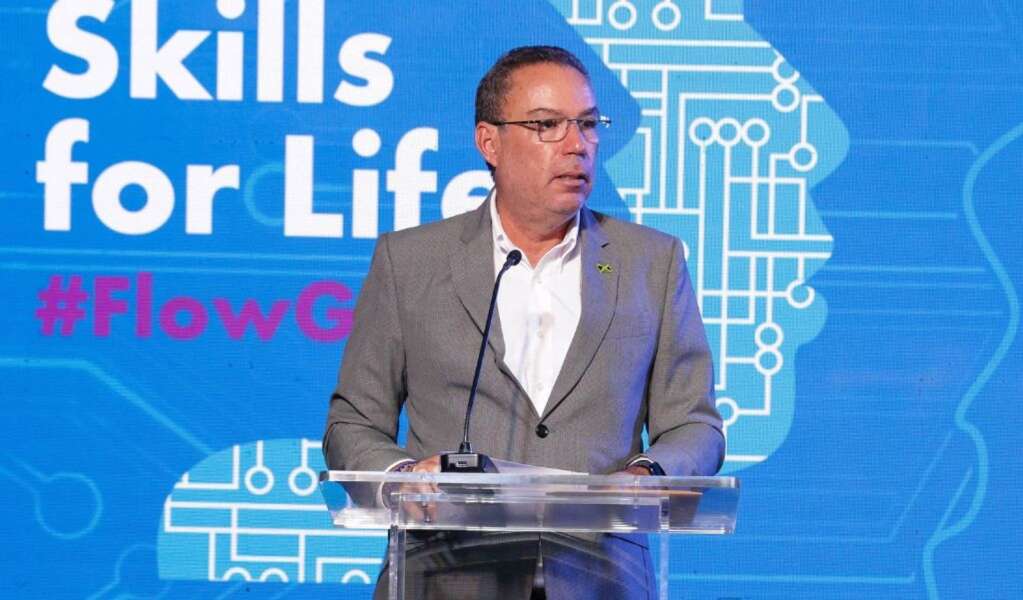 Prepare and empower youth with necessary digital knowledge, says Vaz ...