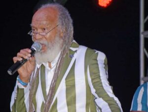 Ernie Smith shines - Jamaica Observer