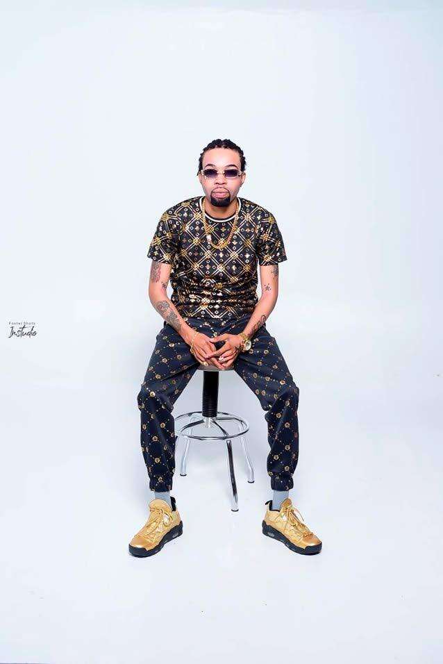 Papie Keelo flies Fighter Jet - Jamaica Observer