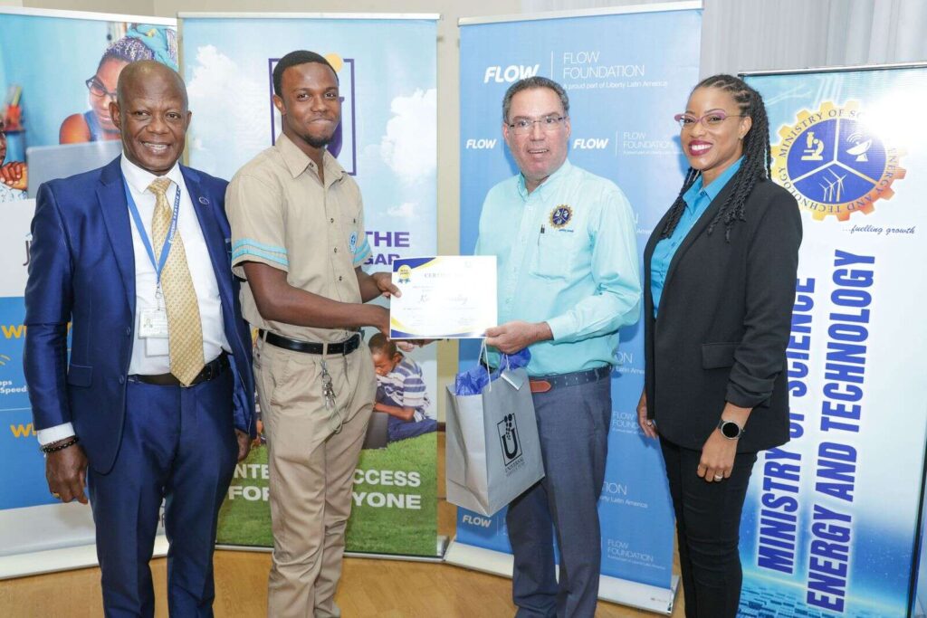 Flow Foundation provides connectivity for USF essay winners - Jamaica ...