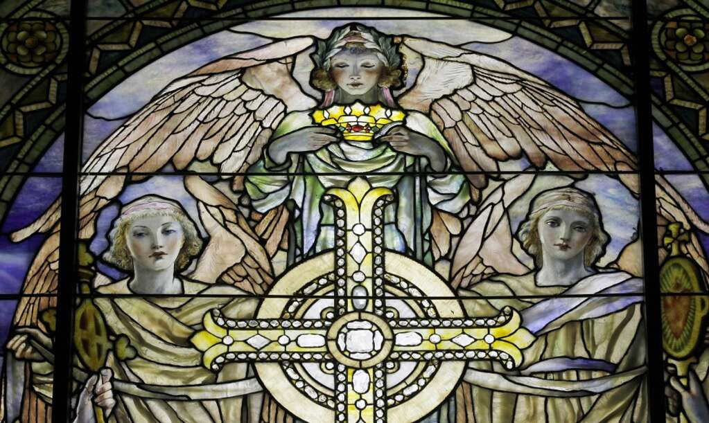 Do you believe in angels? About 7 in 10 US adults do, poll shows ...