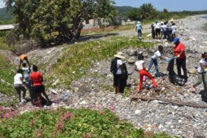 Lifespan Spring Water, students, teachers & parents rally to clean up ...