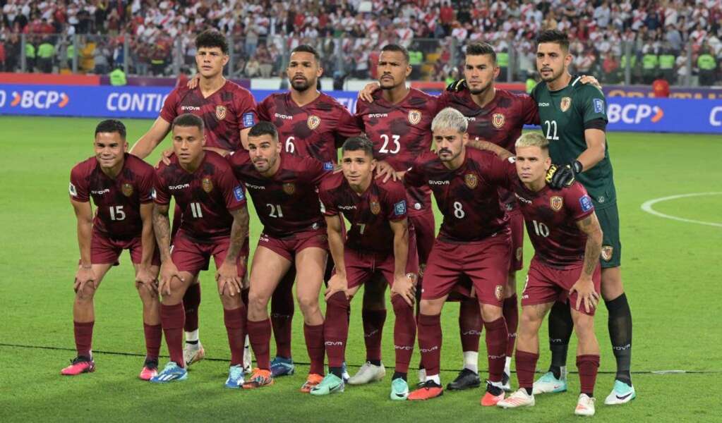 Venezuela accuses Peru of 'kidnapping' football team in post-match spat ...