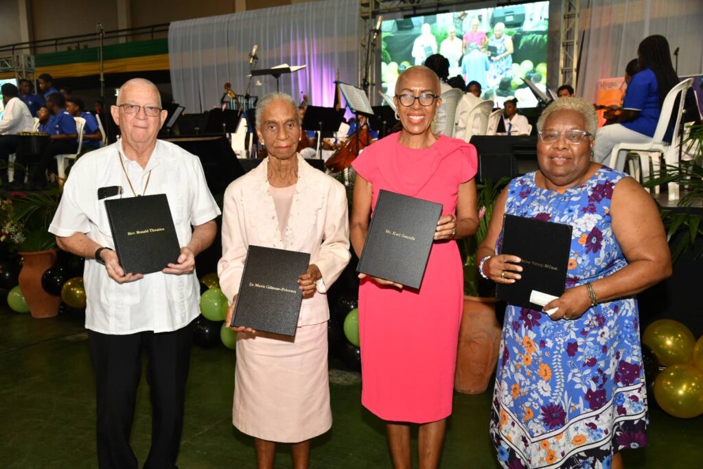 Former education ministers honoured - Jamaica Observer