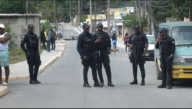 Police say man pulled gun on cops led to August Town shooting - Jamaica ...