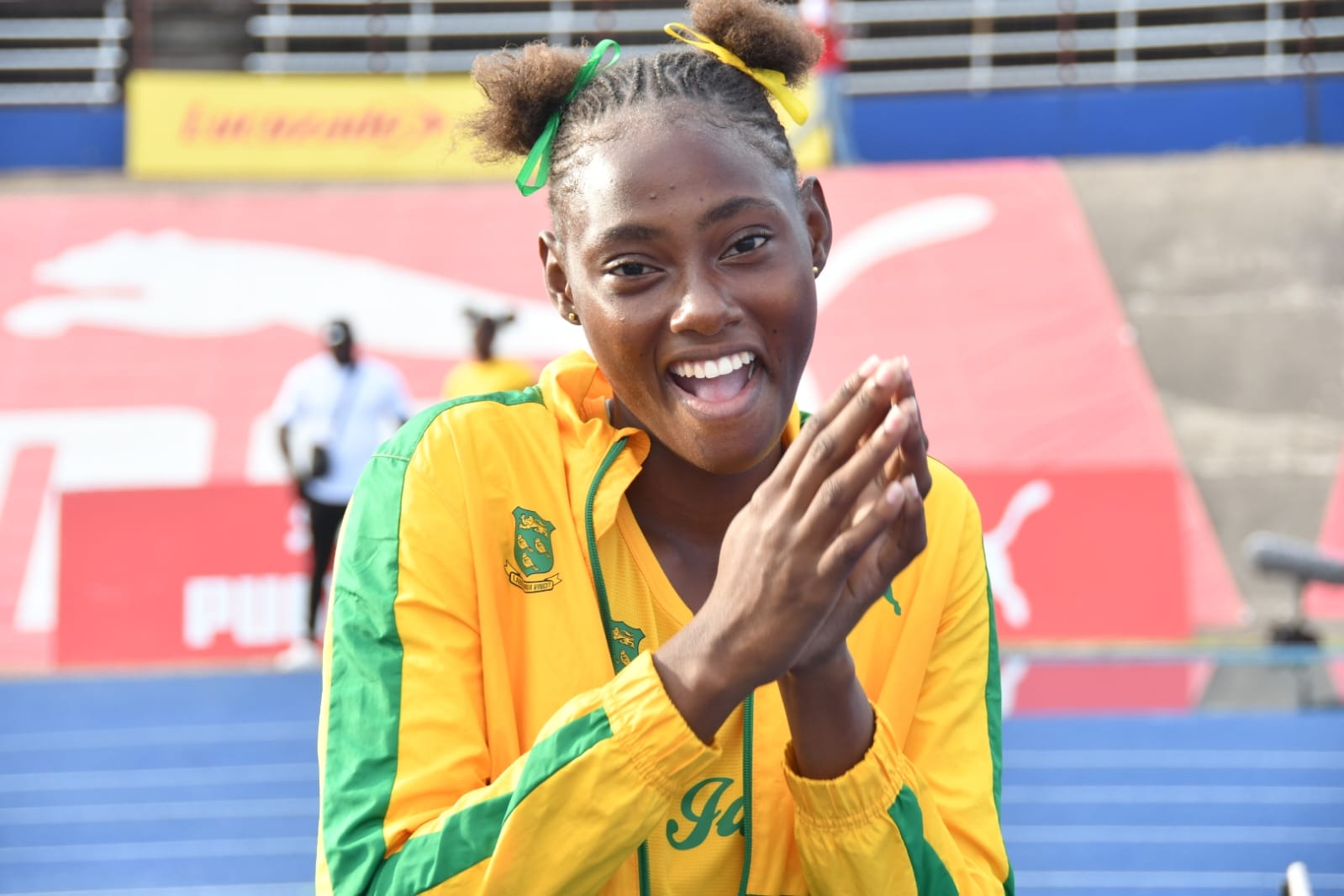 #Champs2024: St Jago’s Smith smashes Class 2 girls’ shot put record - Jamaica Observer