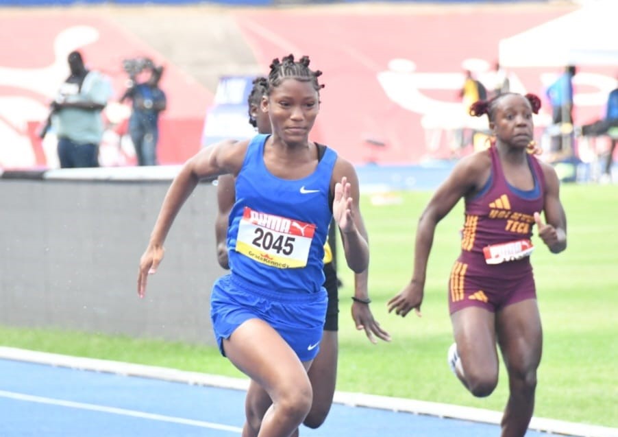 #Champs2024: Hydel’s Johnson tops Class 4 girls’ 100m semis - Jamaica Observer