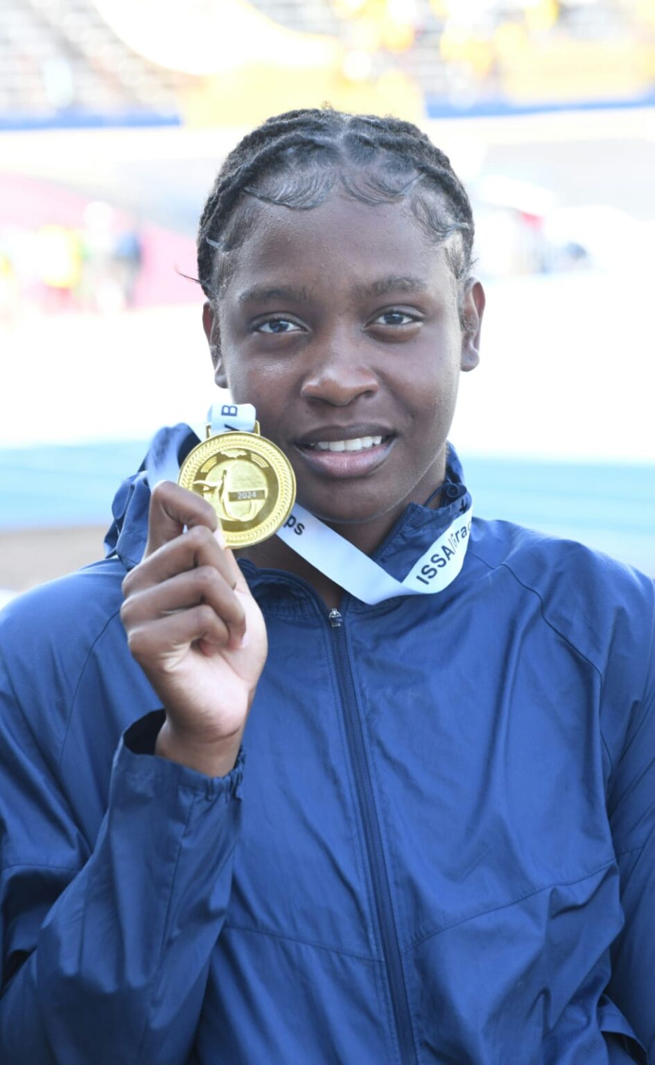 #Champs2024: Edwin Allen’s Shaw claims Class 2 girls’ discus throw title - Jamaica Observer