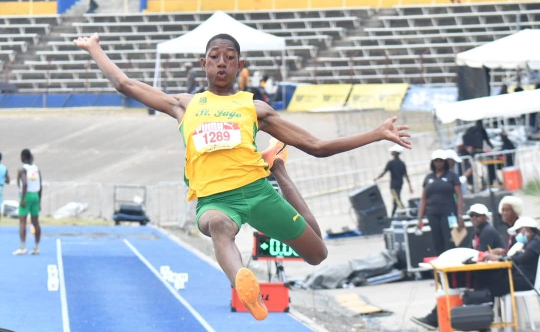 #Champs2024: St Jago’s Faulknor wins Class 3 boys’ long jump - Jamaica Observer