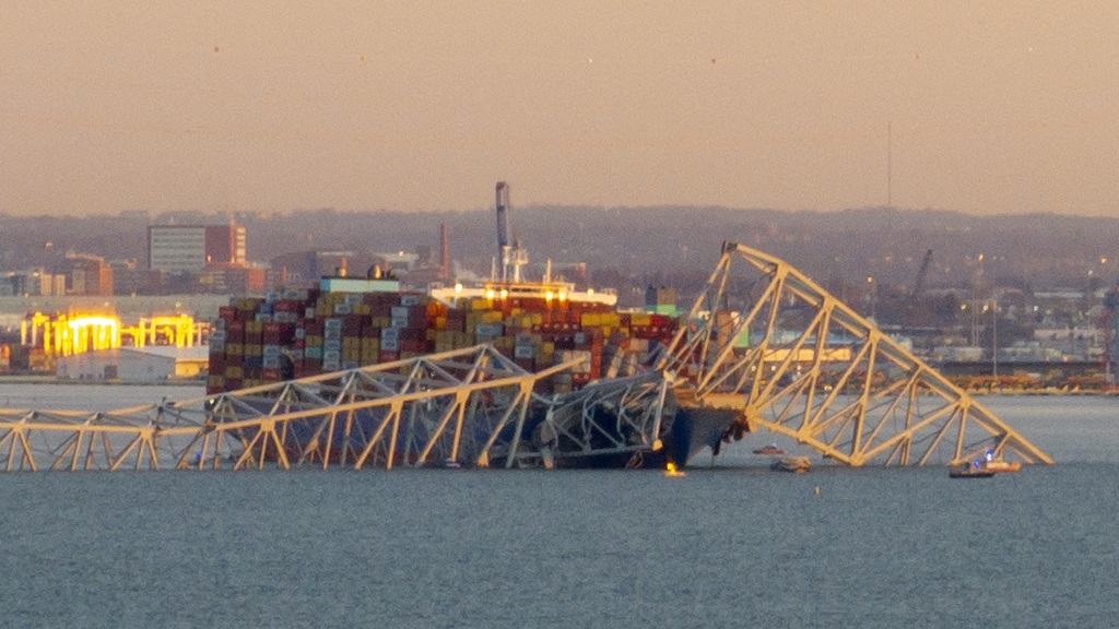 Baltimore bridge collapses after ship collision - Jamaica Observer