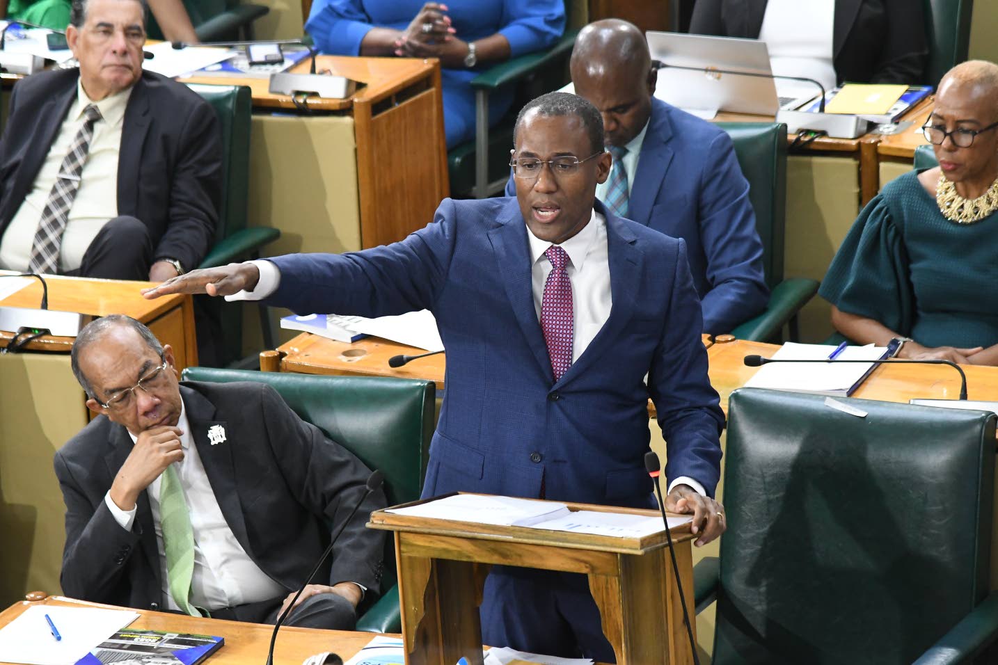 Thousands of Jamaicans to benefit from Reverse Income Tax Credit ...