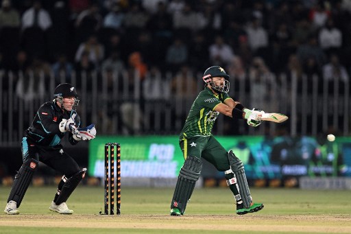 New Zealand send Pakistan in to bat in third Twenty20 international ...