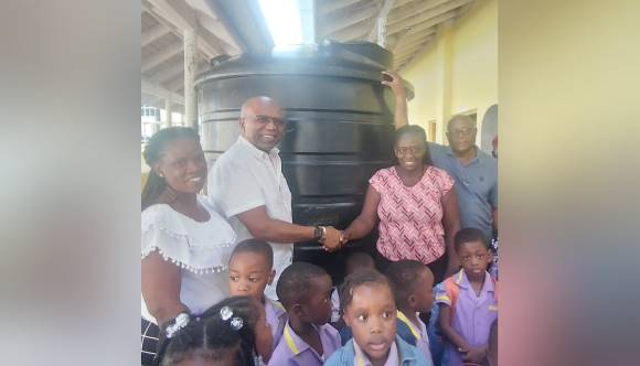 Highgate Basic receives 1500 gallon water tank to boost school’s supply ...