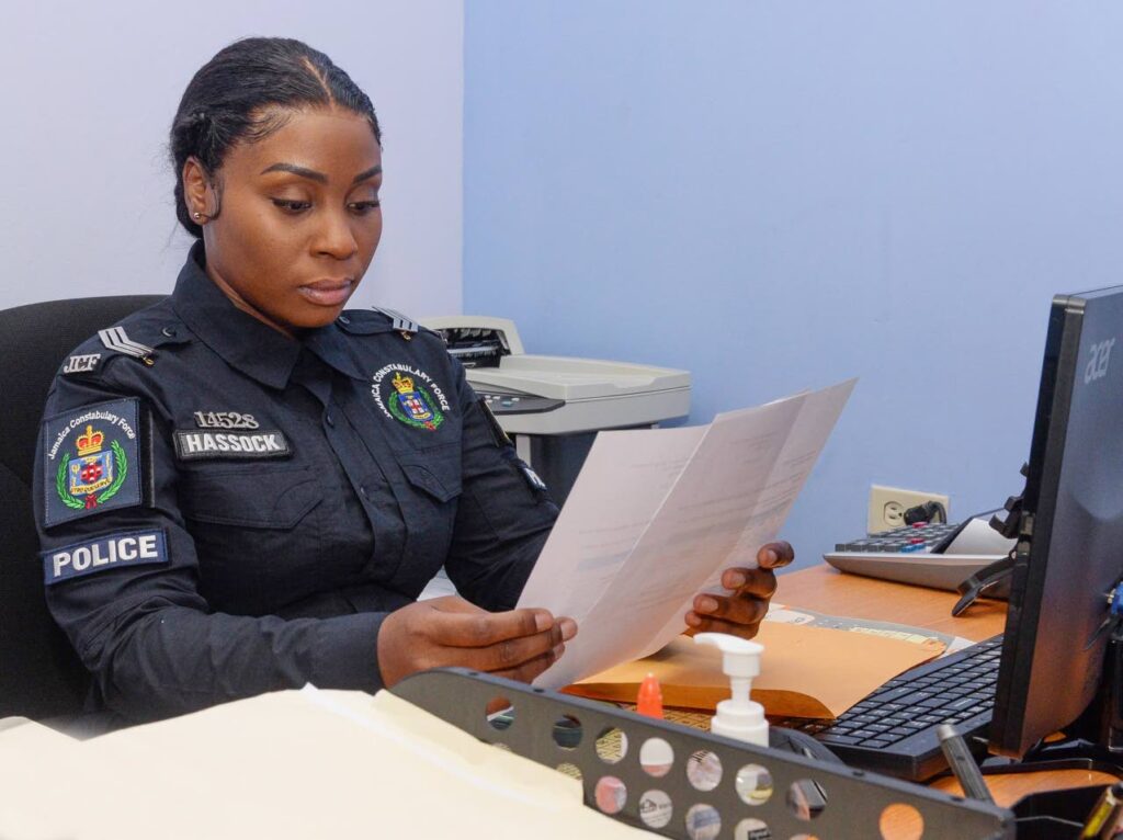 More police stations now using new records system - Jamaica Observer