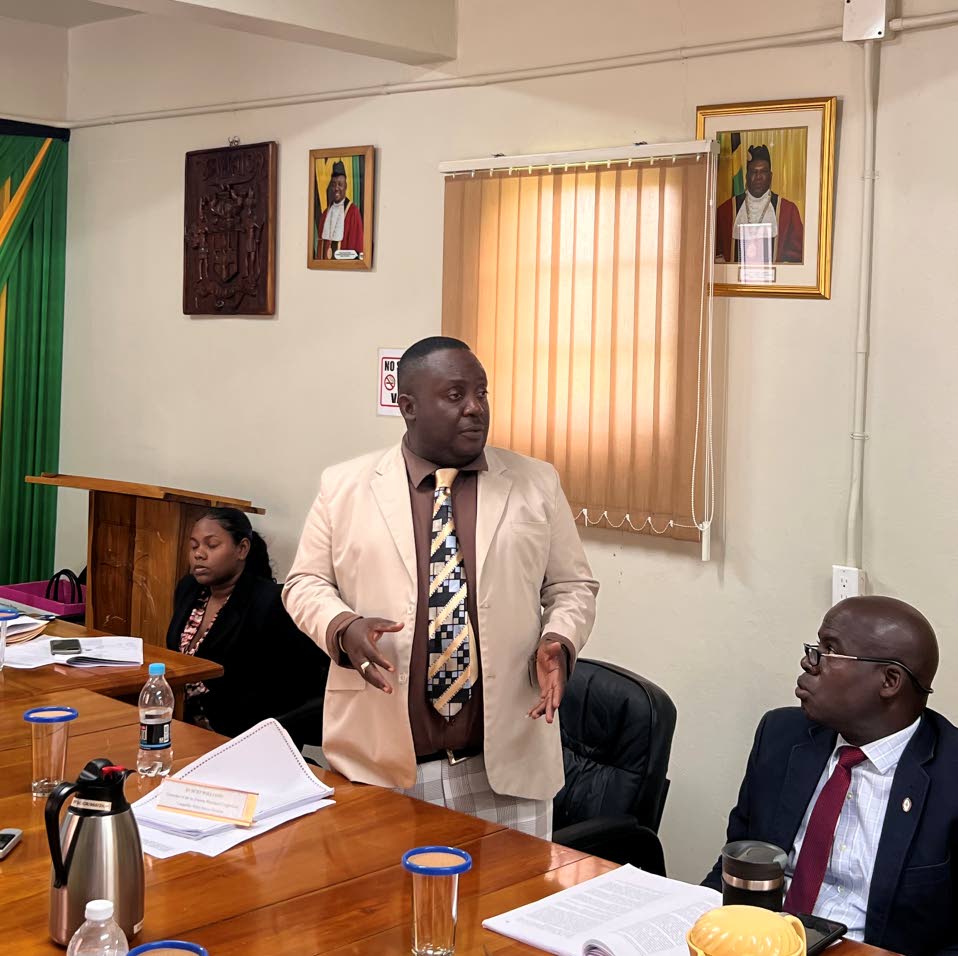 Concerns remain over inadequate signs on St Thomas highway - Jamaica ...