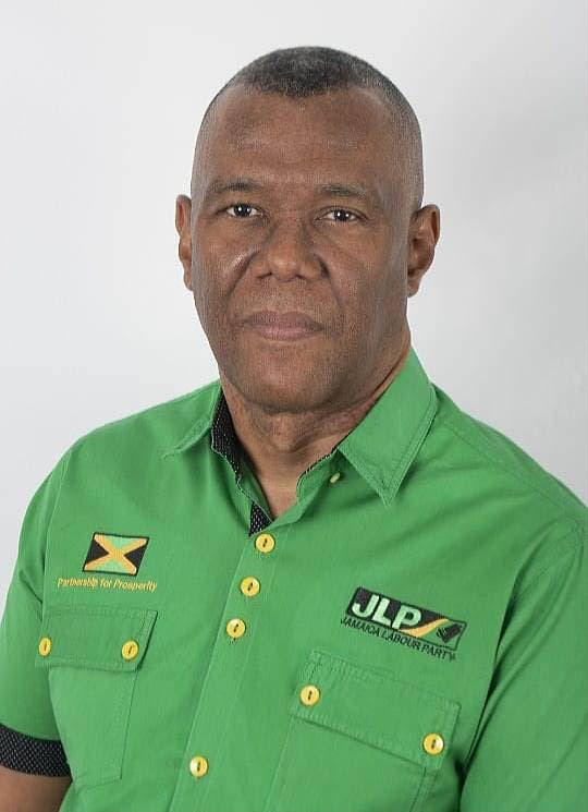 Senator Sinclair says Golding’s failure to answer British citizenship ...