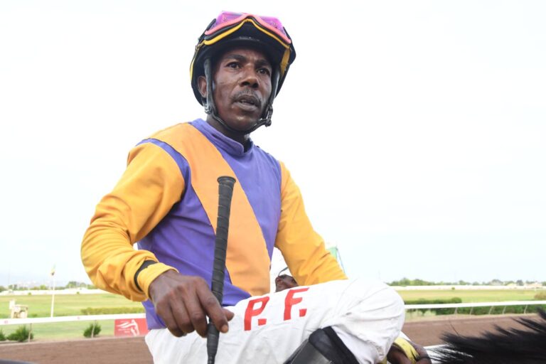 Jockeys Francis, Foster reach milestones at Caymanas Park - Jamaica ...