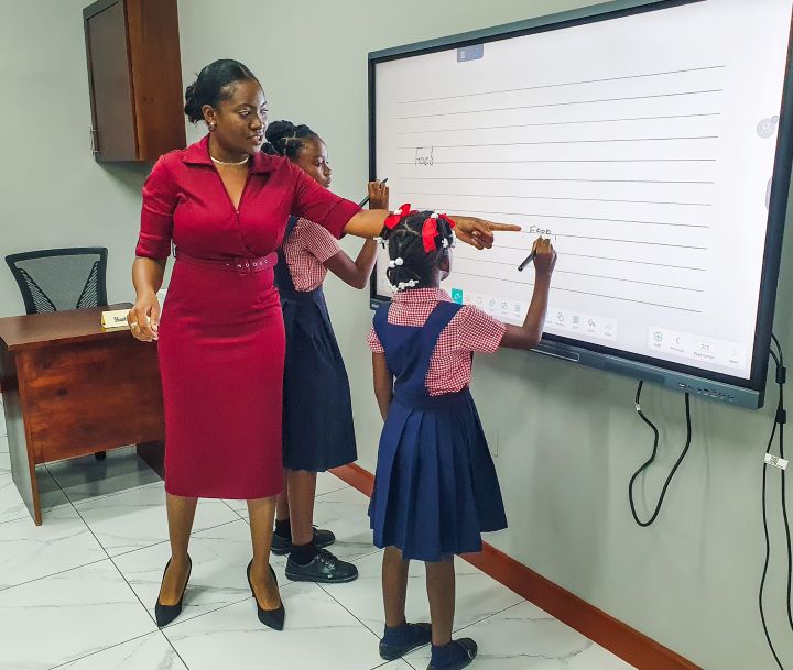 Esher Primary is first in Hanover to get Smart Lab - Jamaica Observer