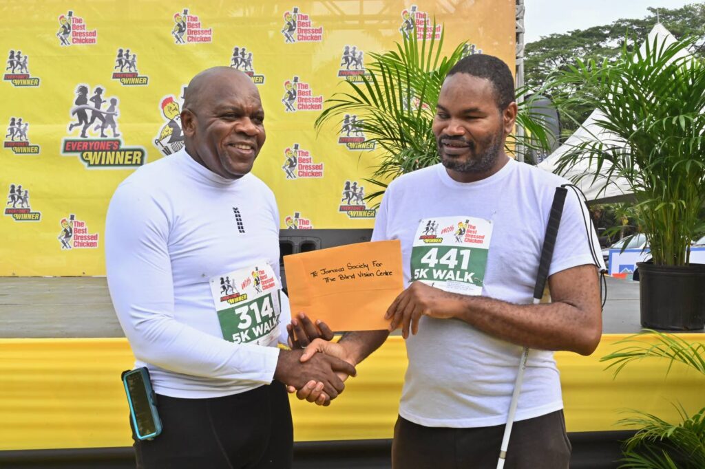 Morris walks for the Blind Society at Everyone’s A Winner Run/Walk ...