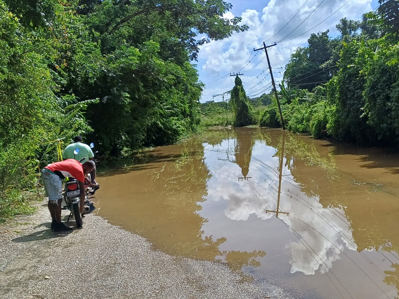 Flooding forces suspension of face-to-face classes at Muschett High ...