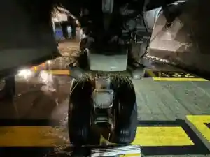 No injuries reported after American Airlines flight veers off runway at ...