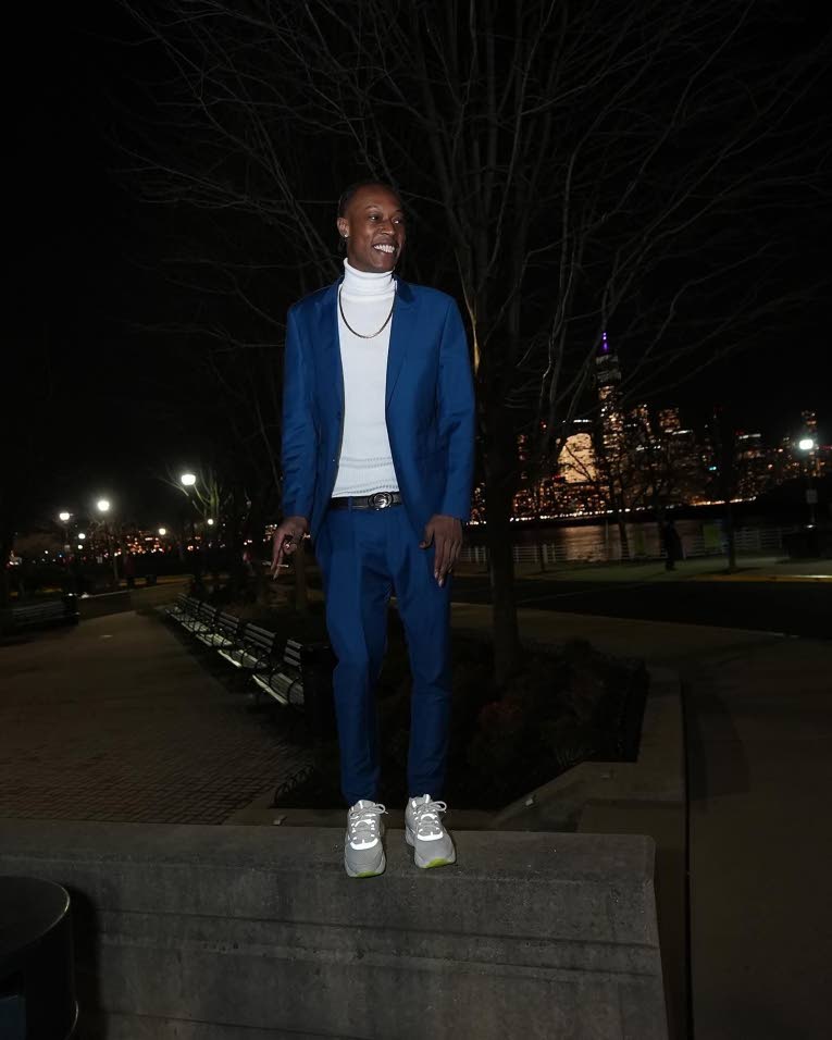Platinum-selling rapper Capella Grey featured on Mugs EP Kallin App ...
