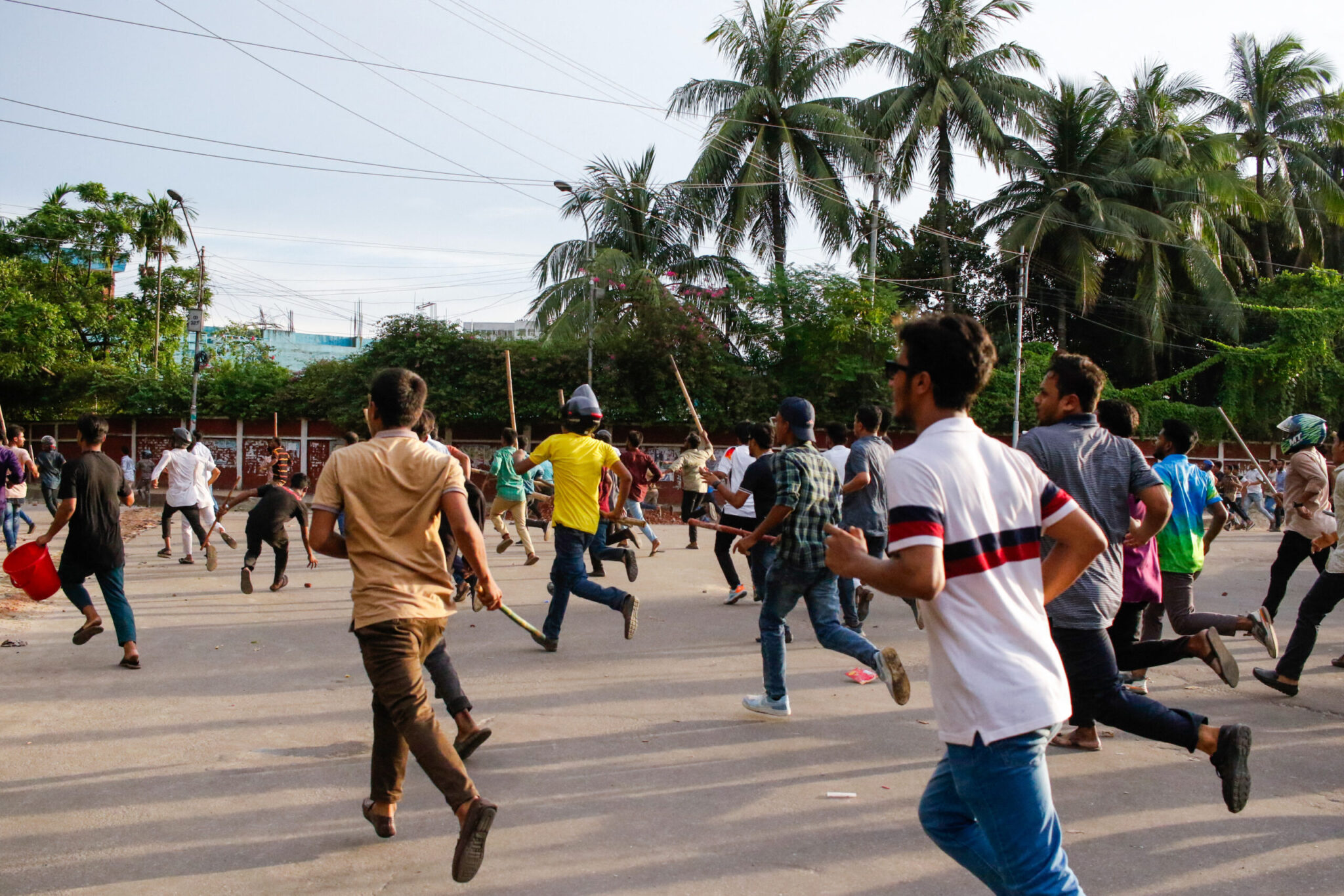 100 injured as Bangladesh student groups clash over job quotas ...