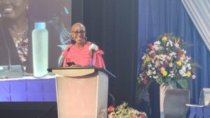 No special contract offered to overseas teachers says Fayval Williams ...