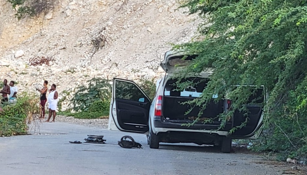 WATCH: Three break-in suspects killed by police in St Thomas - Jamaica ...