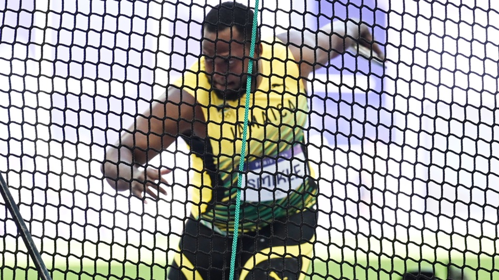 #ParisOlympics: Smikle leads Jamaican trio through to discus final ...