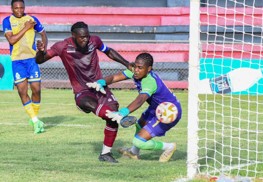 ‘Bigga’ Thompson celebrates Maroons’ triumphant JPL return - Jamaica ...