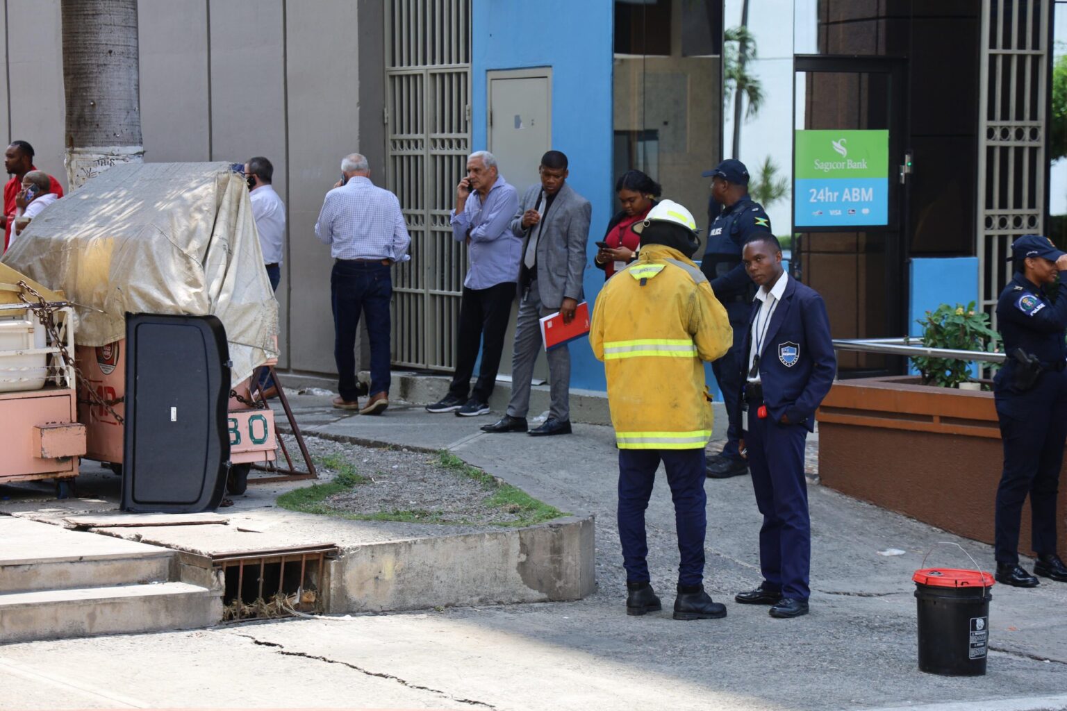 Explosion at Burger King in New Kingston - Jamaica Observer