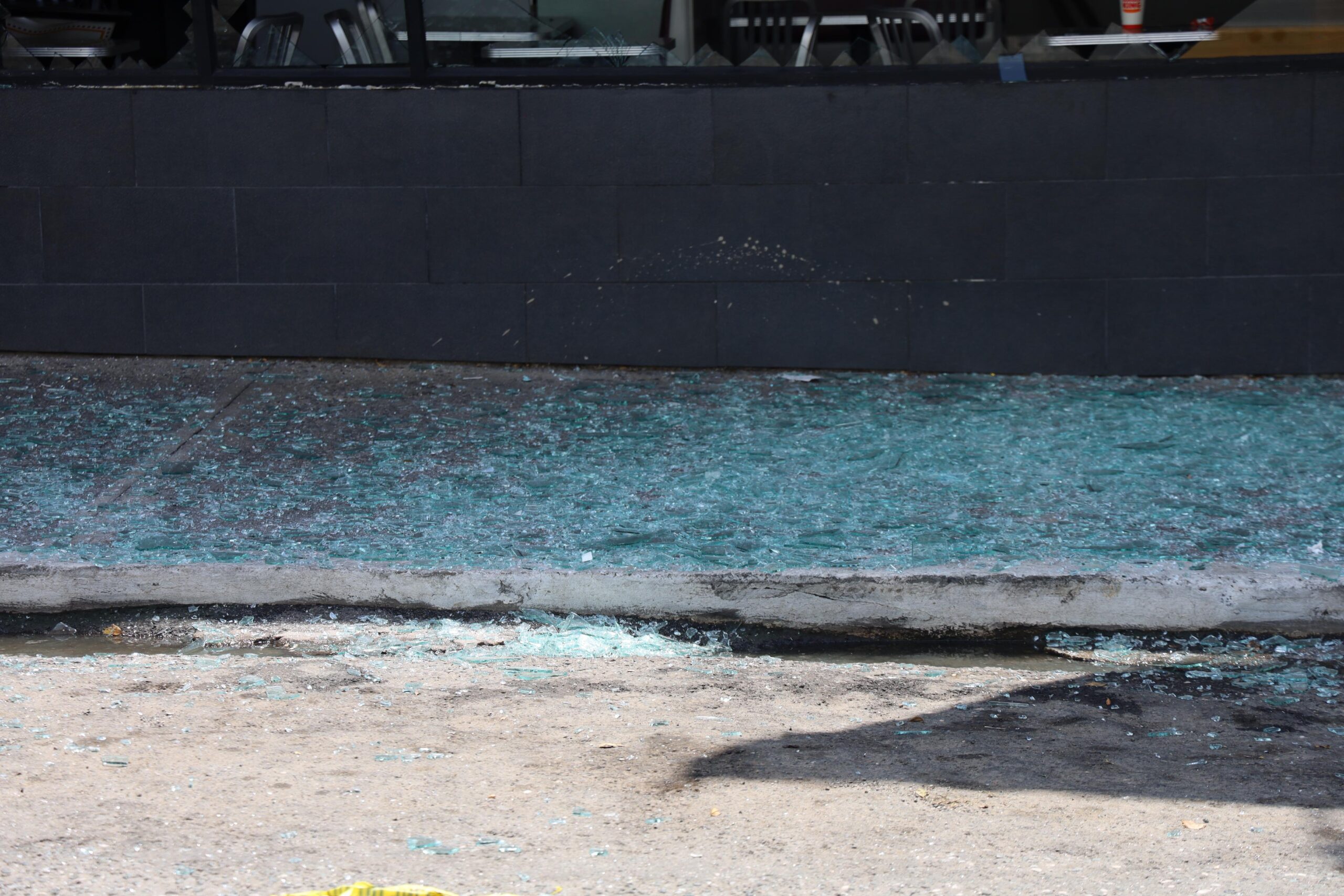 Explosion at Burger King in New Kingston - Jamaica Observer