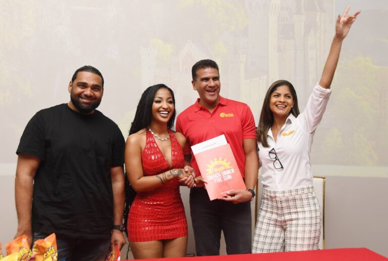 Shenseea and son Rajeiro are Sunshine Snacks’ new ambassadors - Jamaica ...