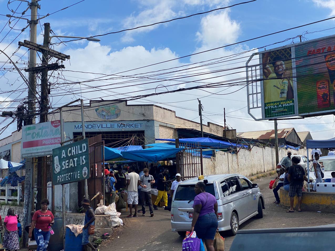 Squabble over Mandeville Market repairs - Jamaica Observer