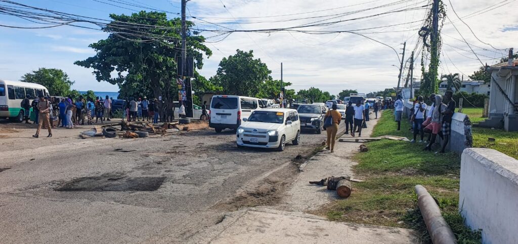 Sandy Bay main road in Hanover cleared after early morning protest ...