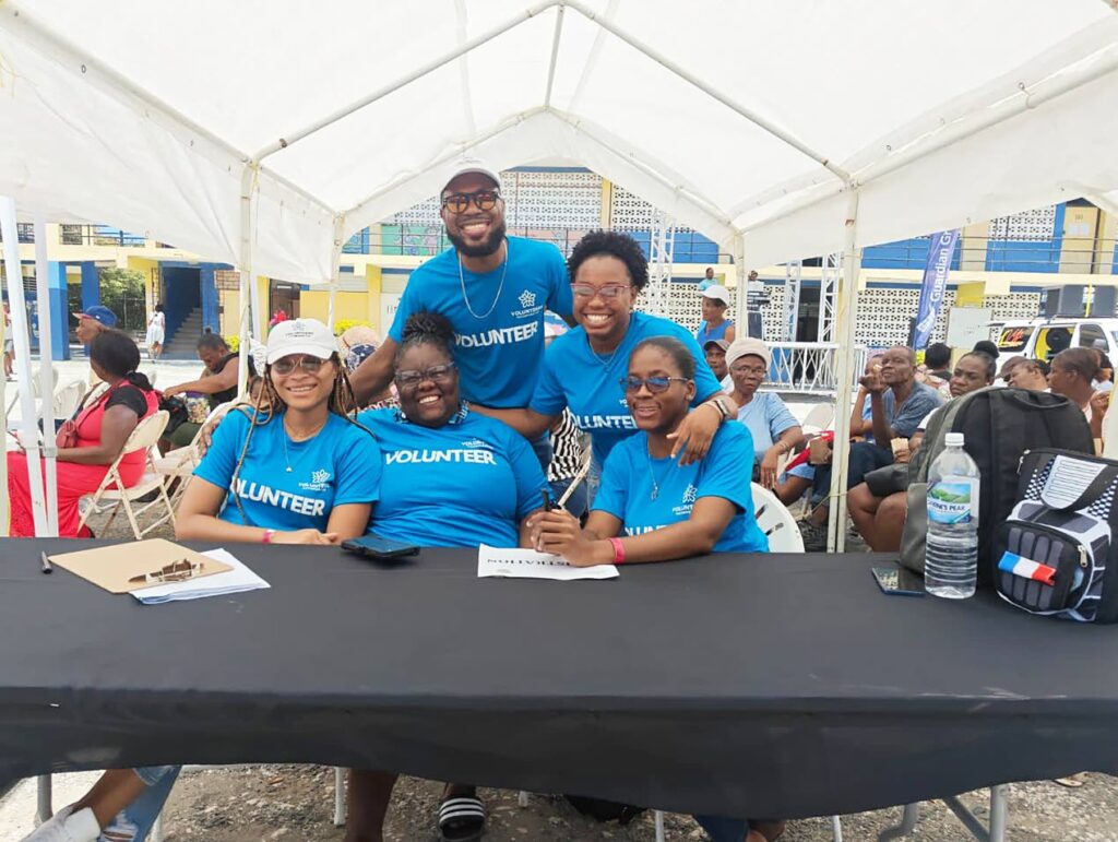 Volunteers Inc, NET launch project for free glasses for young people ...